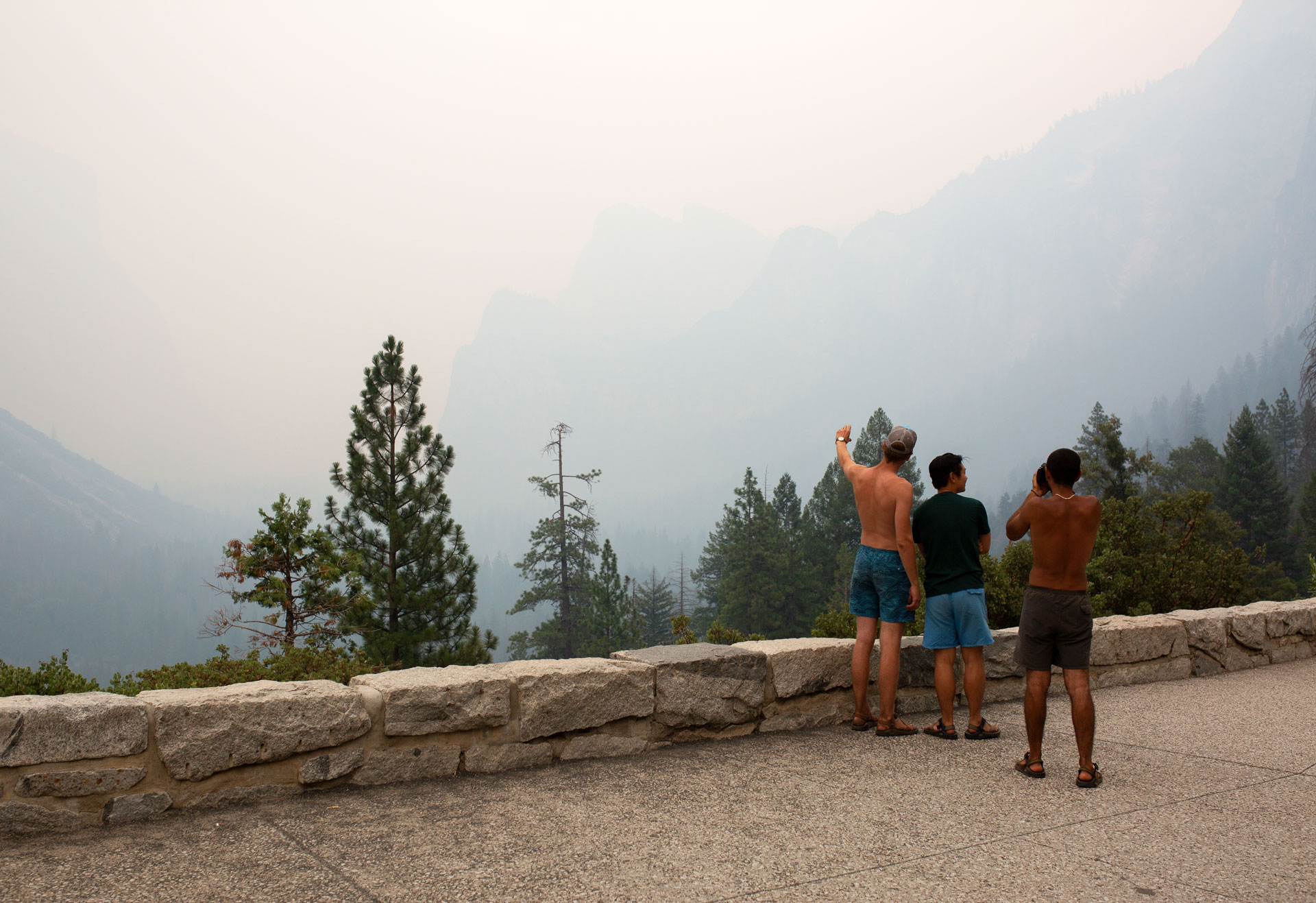 Deadly Ferguson Fire Burning Near Yosemite Fully Contained After More ...