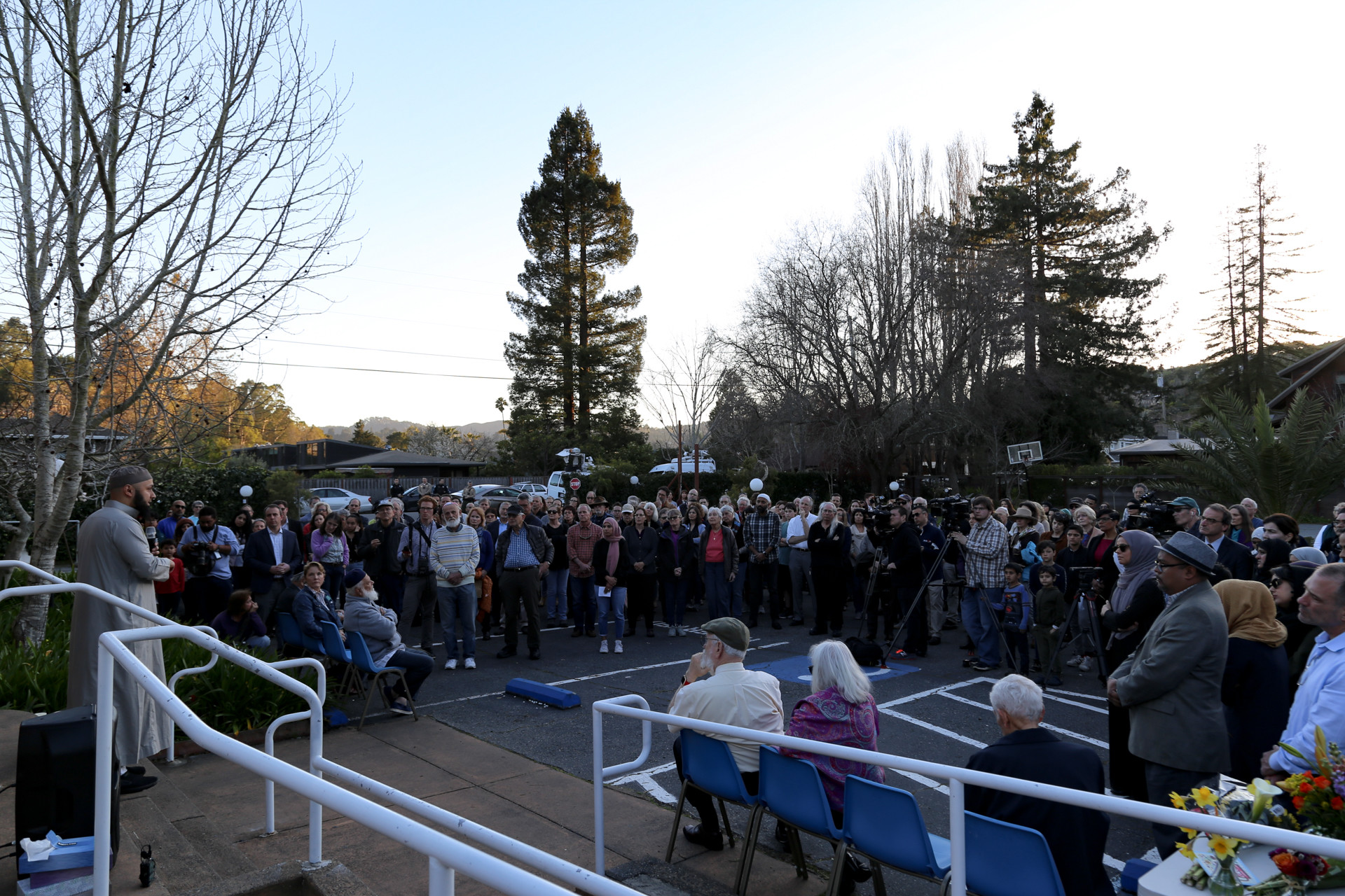 Bay Area Muslims, Allies Come Together After Deadly New Zealand Mosque ...