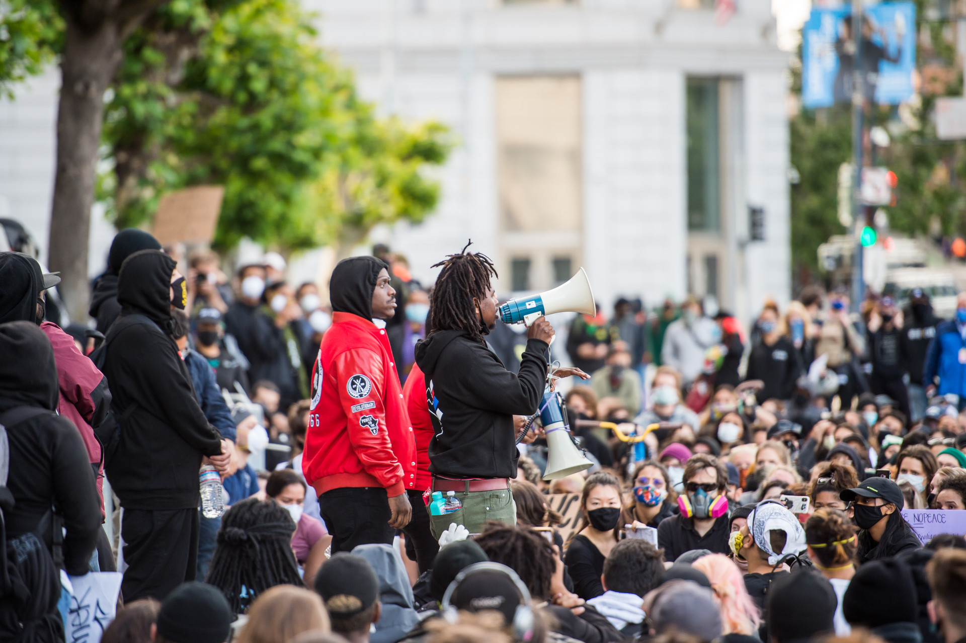 Photos: Oakland and San Francisco Bike, Drive and Walk in Protest | KQED