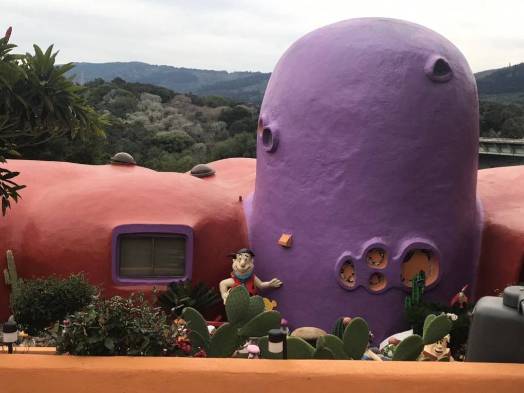 The Architect Who Built the Flintstone House Explains Its Origin Story ...