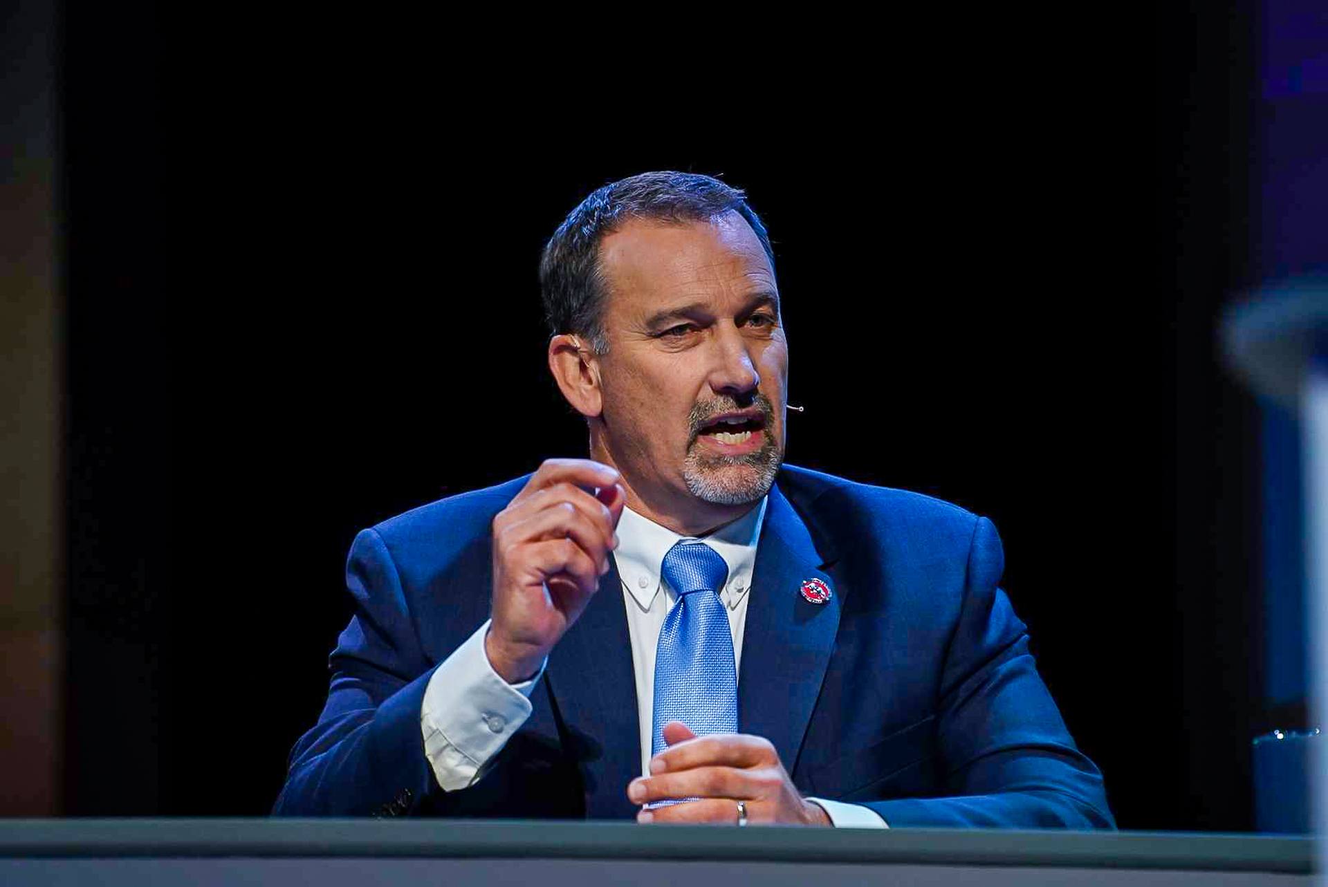 Newsom, Dahle Spar Over Abortion, Gas Tax and Crime in California ...