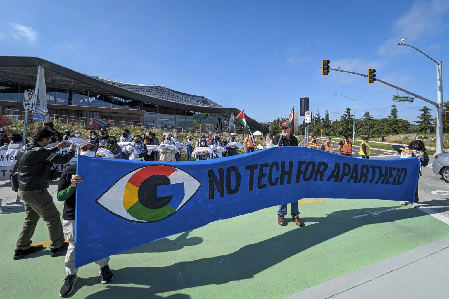 Demonstrators Rally Outside Google Conference, Call for End to Israel ...