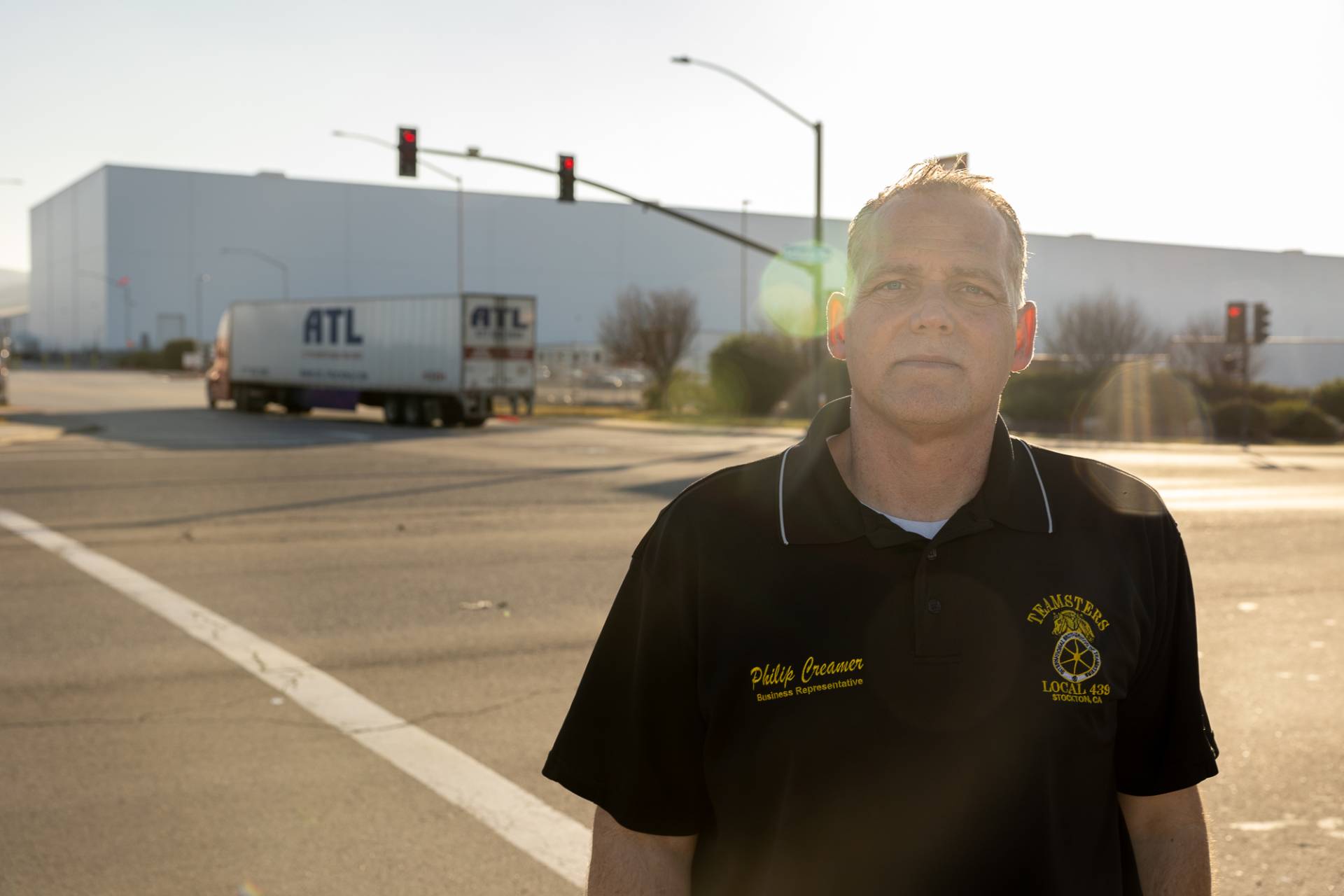 Safeway Warehouse Serving Bay Area Is Among Riskiest for Workers | KQED