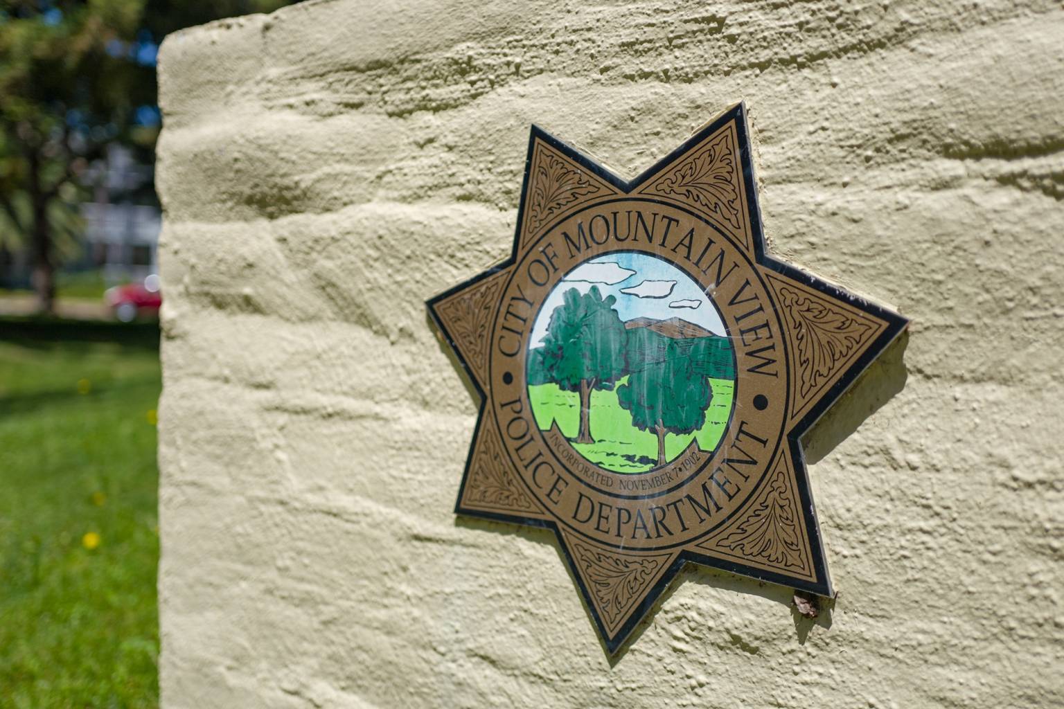 As California Cities Grow Wary of Flock Safety Cameras, Mountain View ...