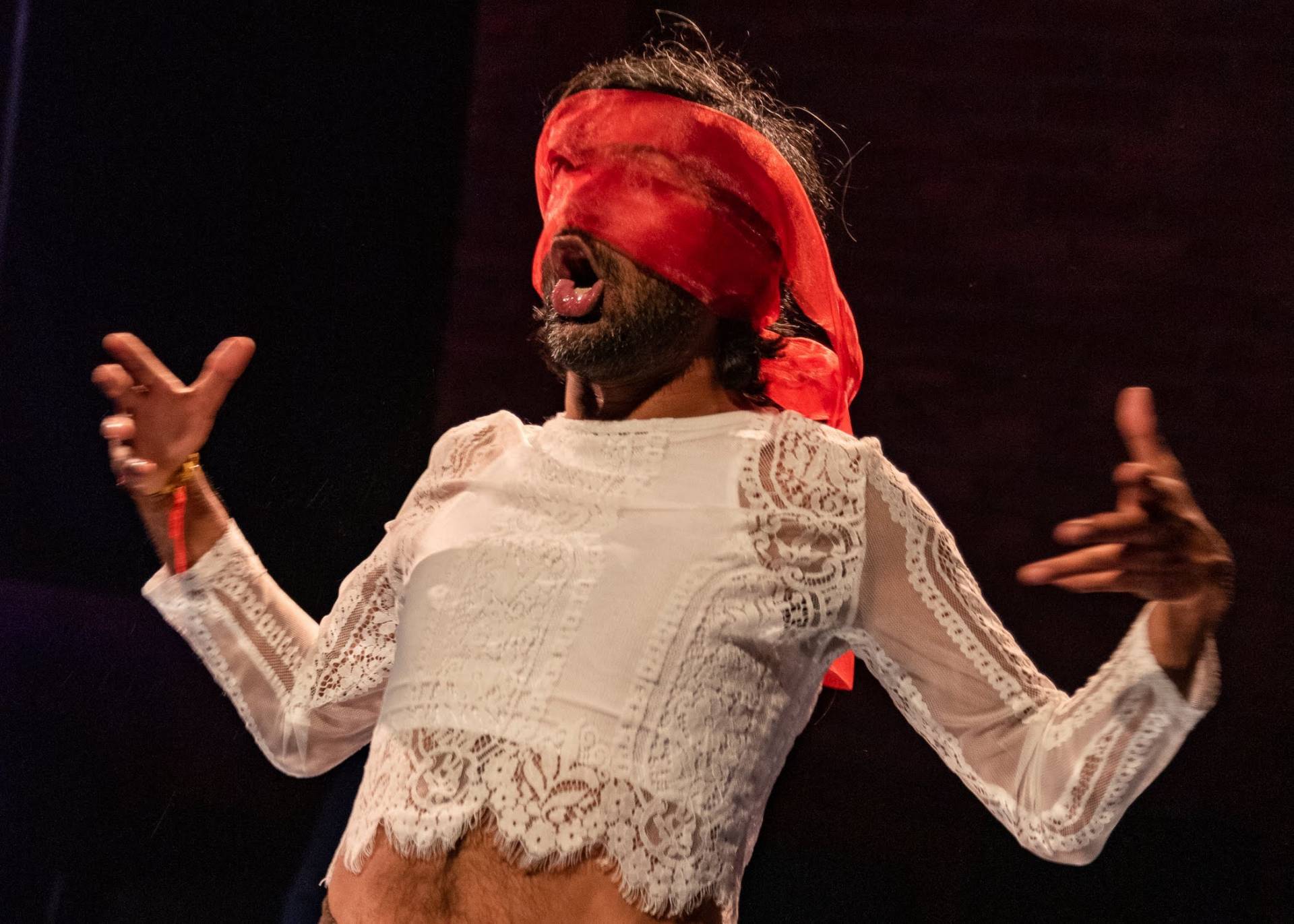 Totally Epic: A One-Person 'Mahābhārata' at Ubuntu Theater Project | KQED