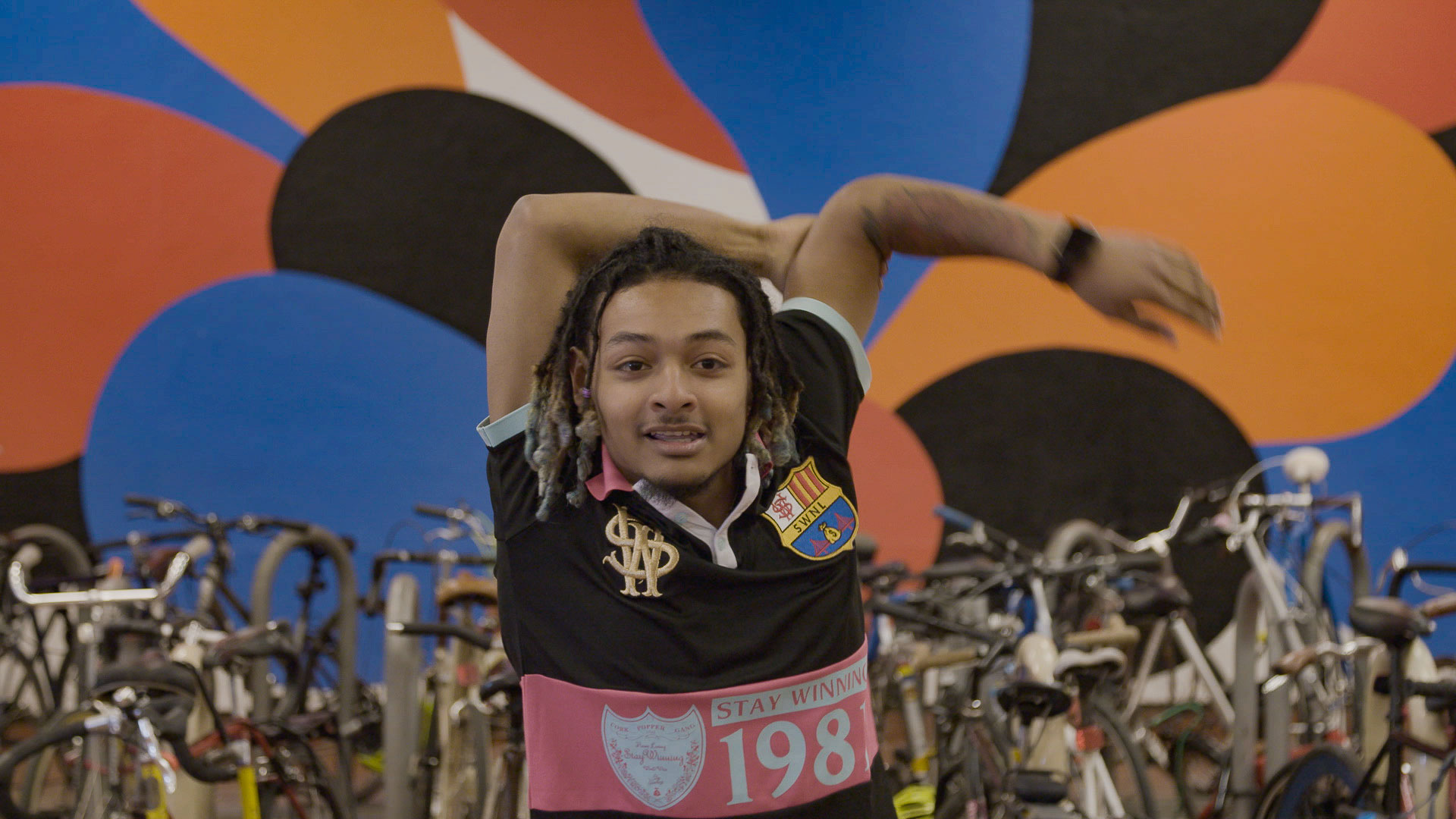 How Turf Dancing Came to Define Oakland Street Dance | KQED