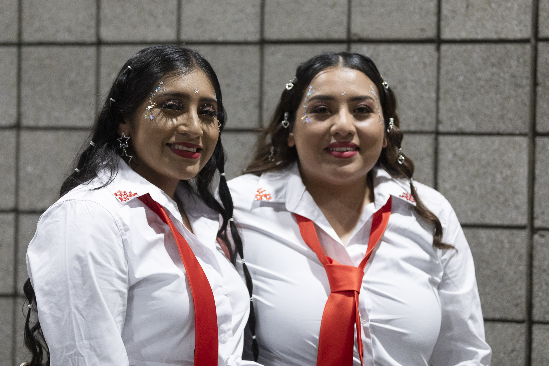 PHOTOS: RBD Fans Flock to San Jose's SAP Center for 'Rebelde' Memories ...