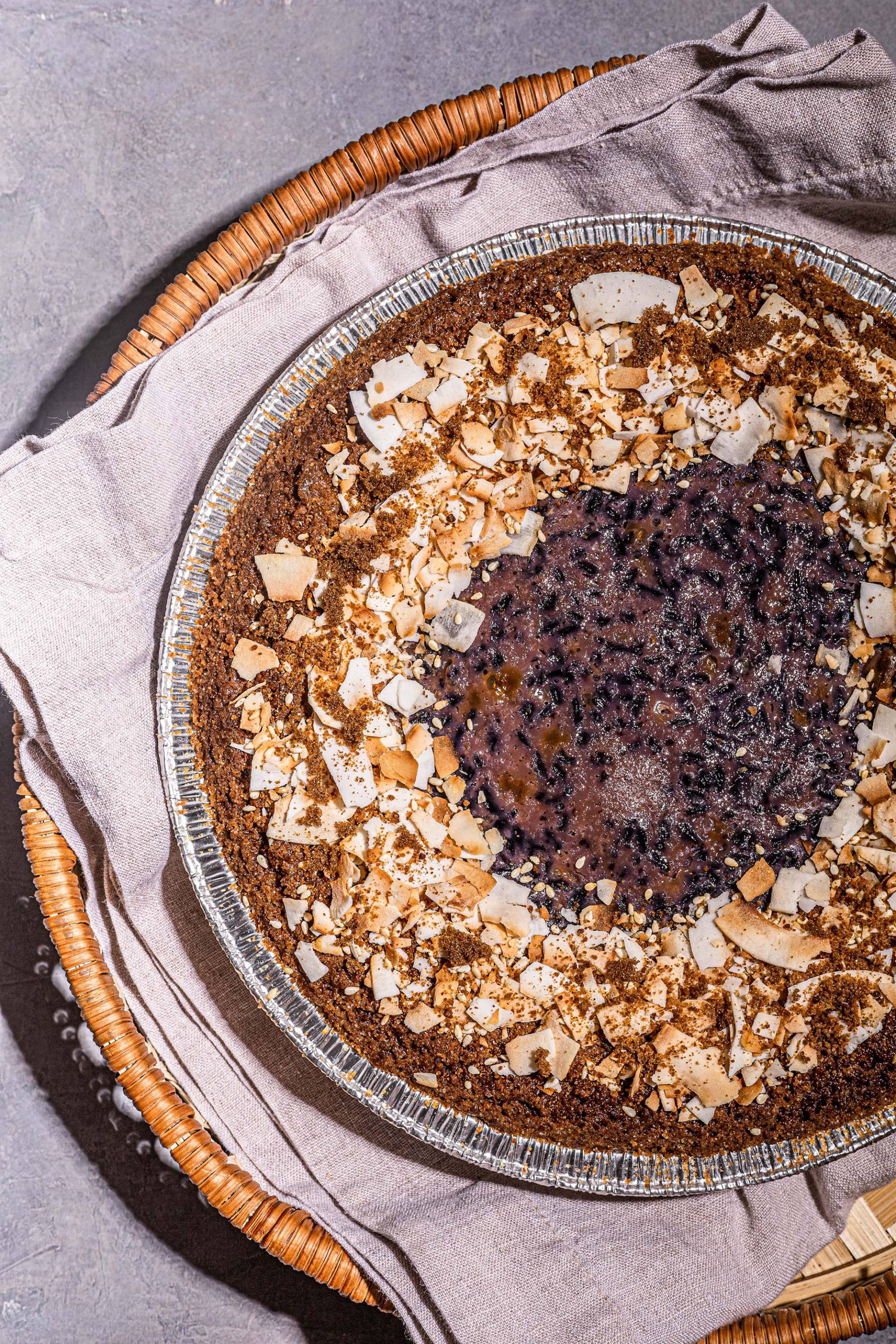 The Bay Area’s Famous ‘Pinay Pie Lady’ Gears Up for One Last Christmas ...