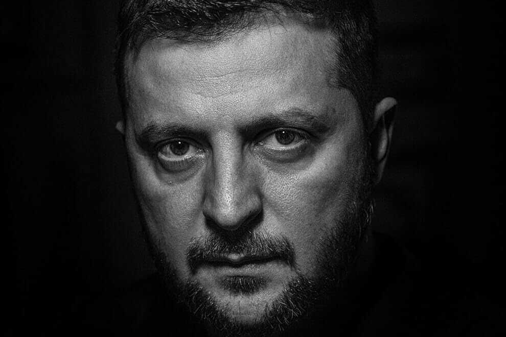 New Biography ‘The Showman’ Follows Zelensky Inside the War Room | KQED