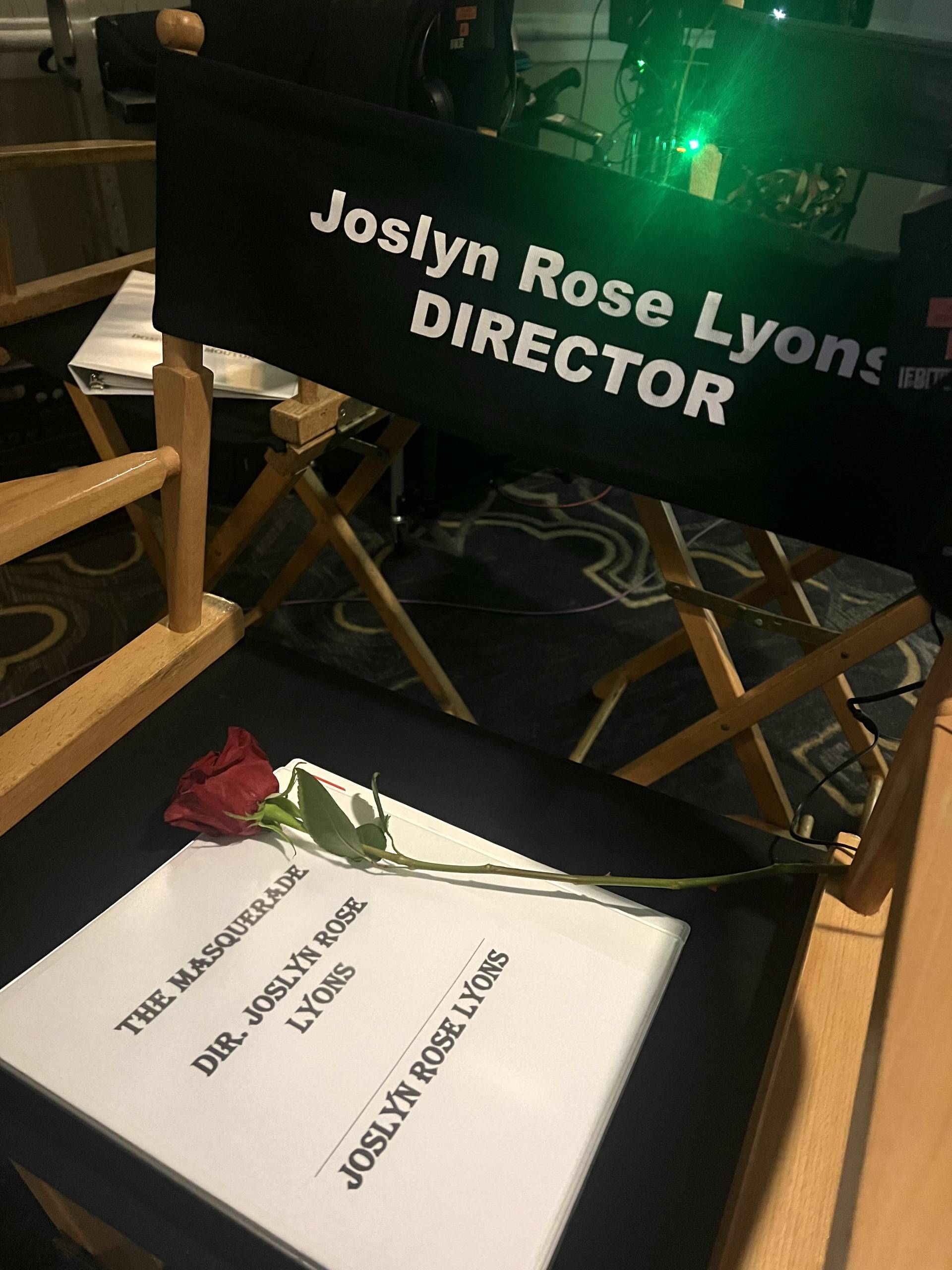 Former 49er Vernon Davis and Oakland Artists Star In ‘The Masquerade ...