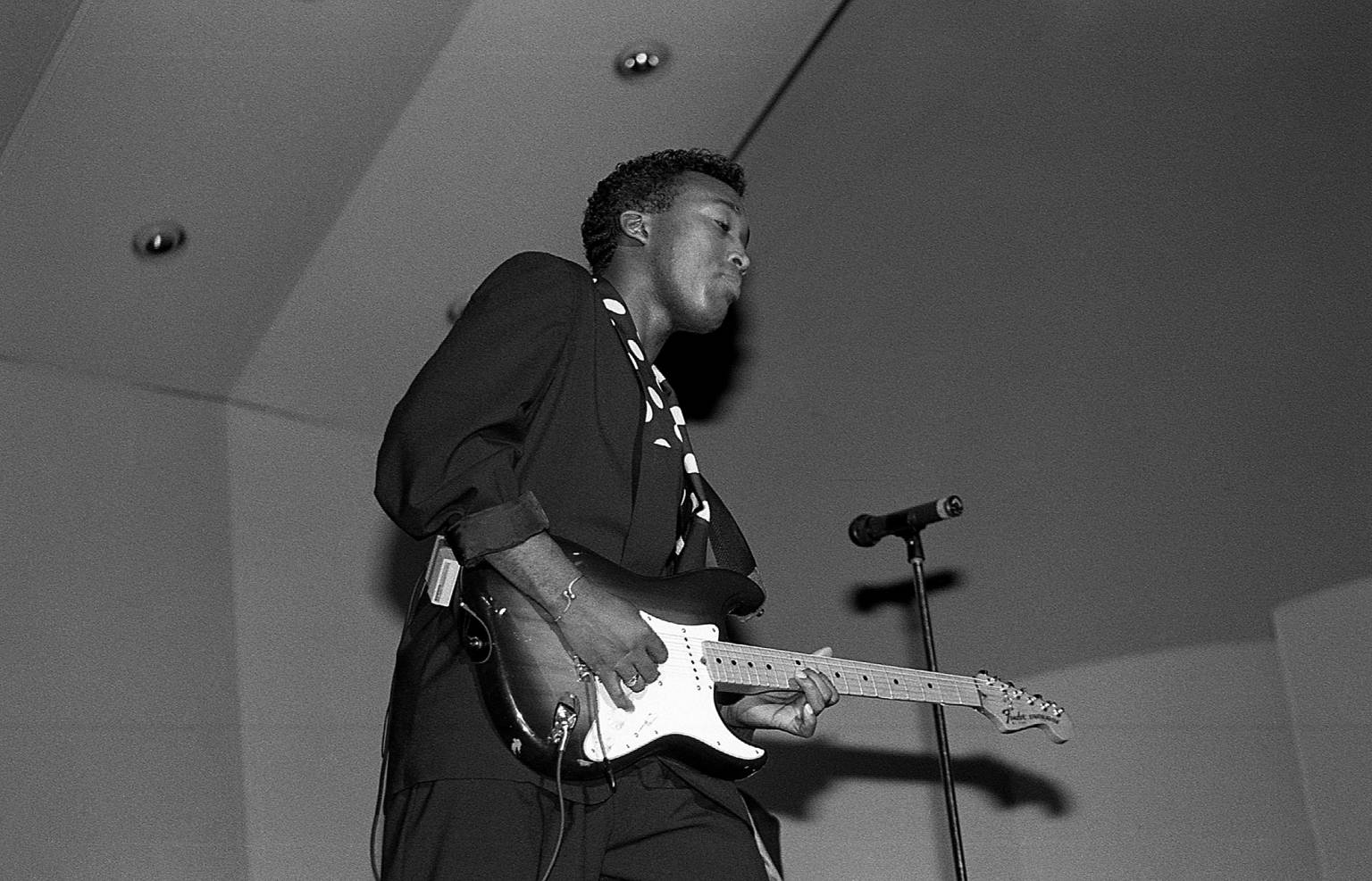 D’Wayne Wiggins, Legendary Oakland Musician and Mentor, Dies at 64 | KQED