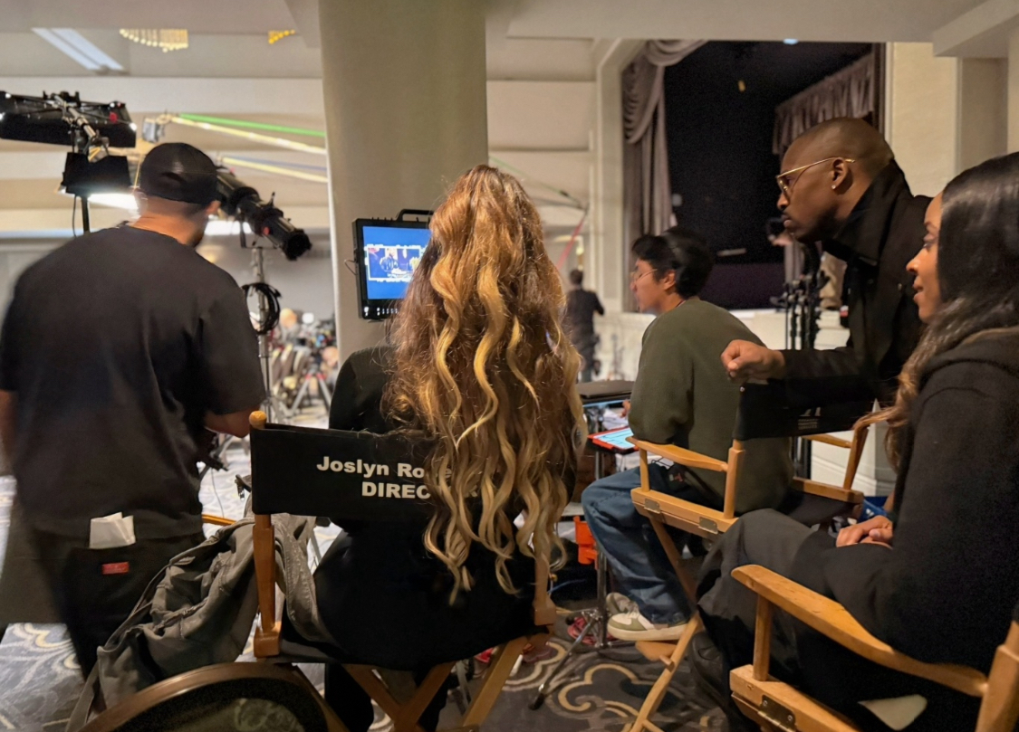 Former 49er Vernon Davis and Oakland Artists Star In ‘The Masquerade ...