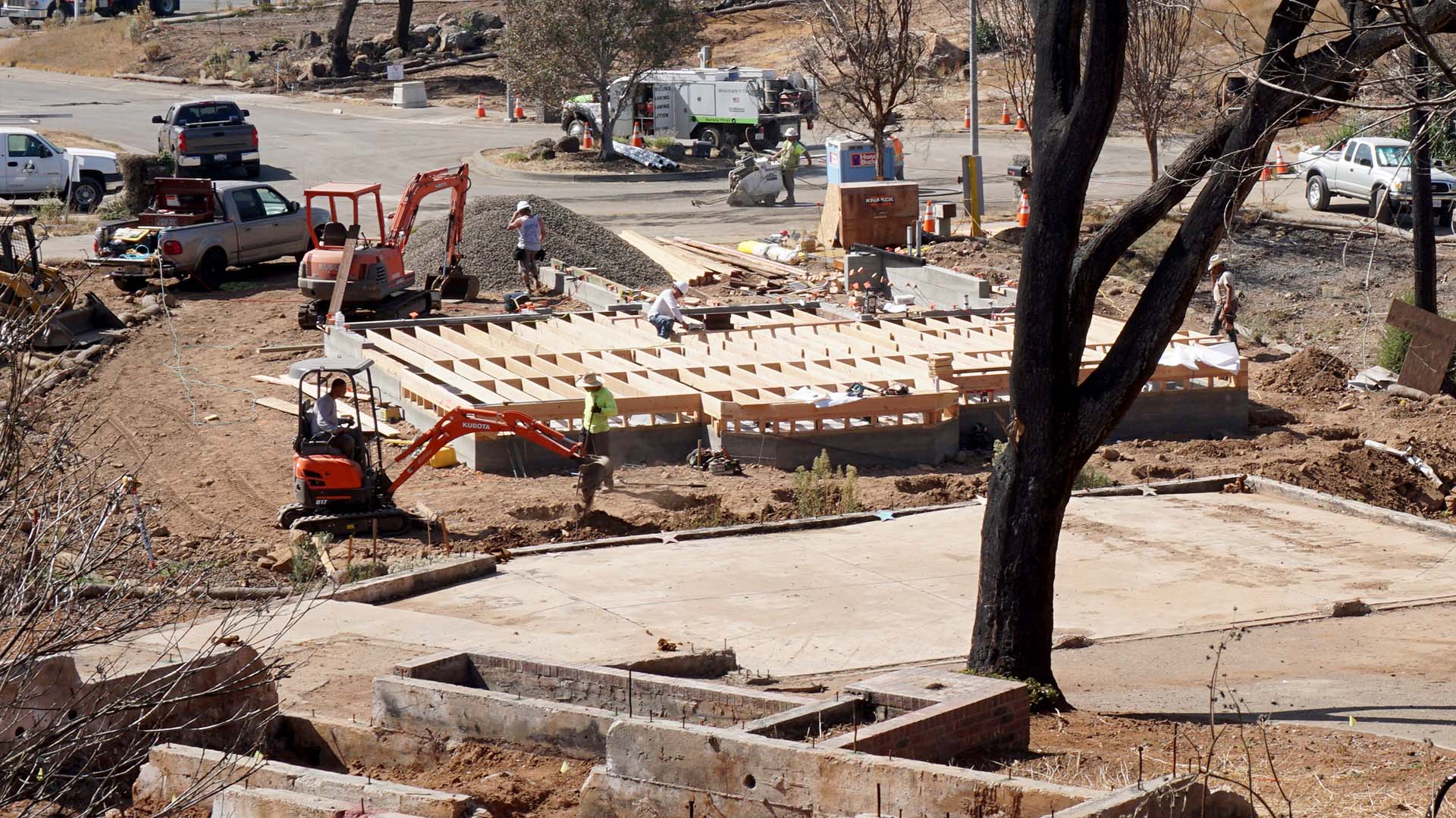 Should Californians Be Rebuilding Homes in a Fire Zone? | KQED