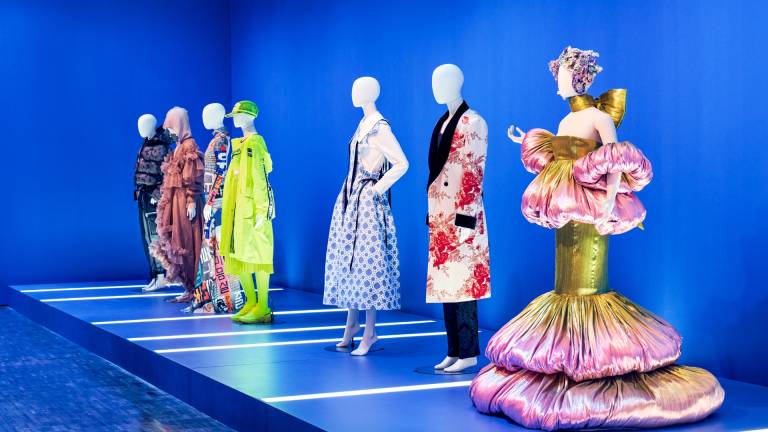 ‘Hallyu’ Exhibit at Asian Art Museum Celebrates Korean Pop Culture | KQED